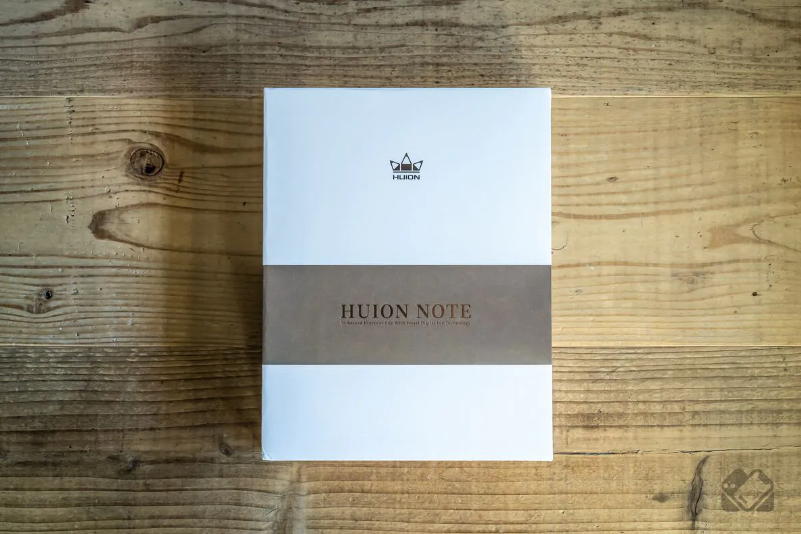 Huion Noteのパッケージ外観